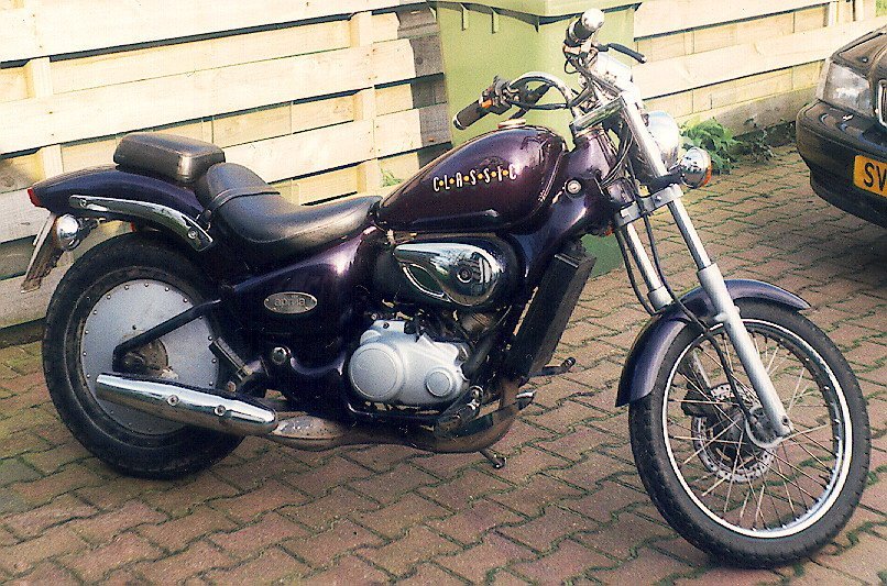 The Aprilia 50 at MotorBikeSpecs.net, the Motorcycle Specification Database