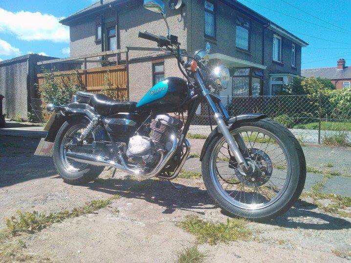 The Honda 125 at MotorBikeSpecs.net, the Motorcycle Specification Database