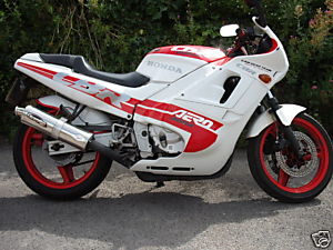 The Honda 400 at MotorBikeSpecs.net, the Motorcycle Specification Database