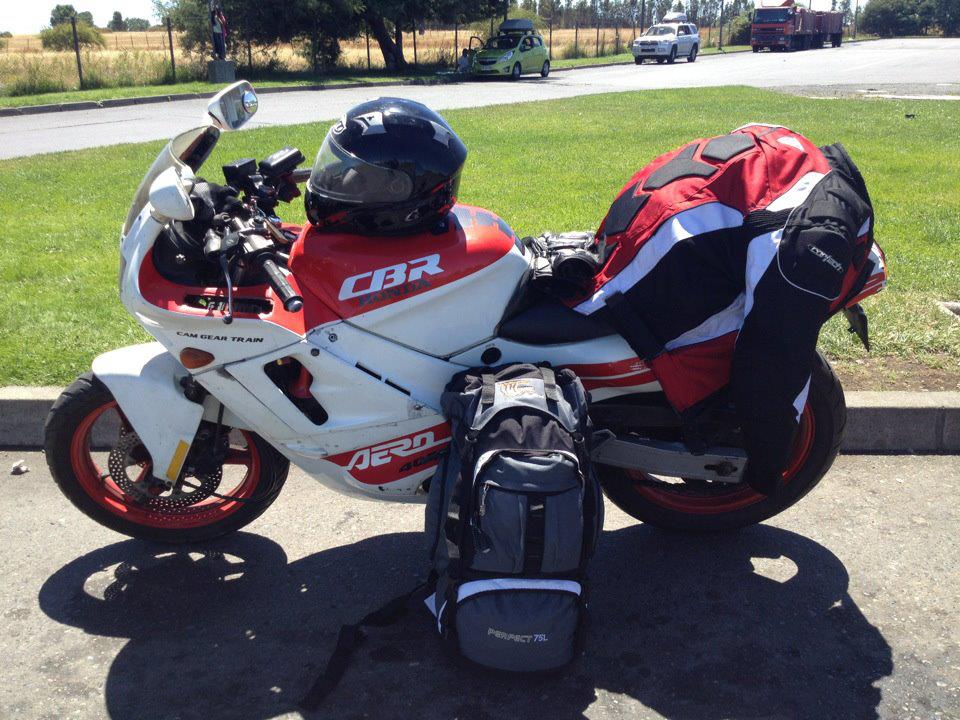 The Honda 400 at MotorBikeSpecs.net, the Motorcycle Specification Database