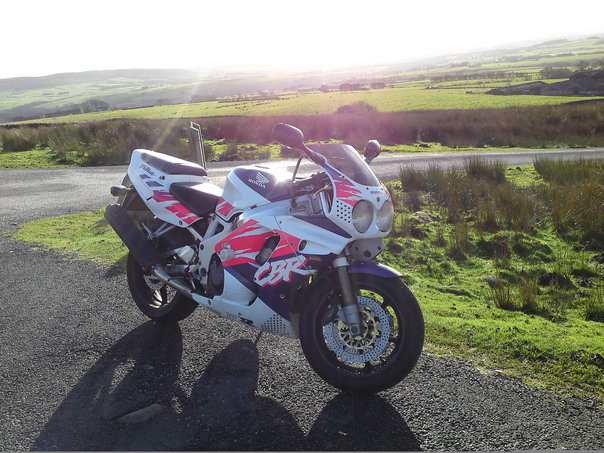 The Honda 900 at MotorBikeSpecs.net, the Motorcycle Specification Database