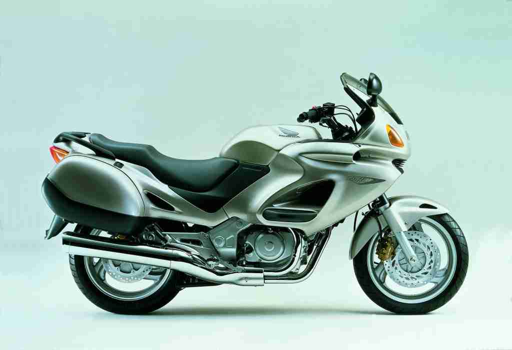 The Honda 650 at MotorBikeSpecs.net, the Motorcycle Specification Database