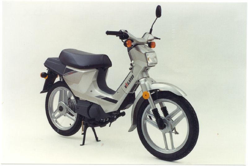 The Honda 50 at MotorBikeSpecs.net, the Motorcycle Specification Database