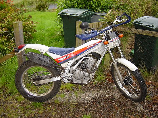 The Honda 250 at MotorBikeSpecs.net, the Motorcycle Specification Database