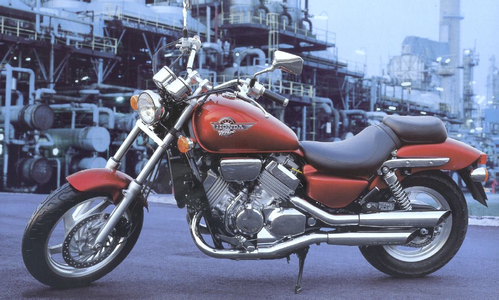 The Honda 750 at MotorBikeSpecs.net, the Motorcycle Specification Database