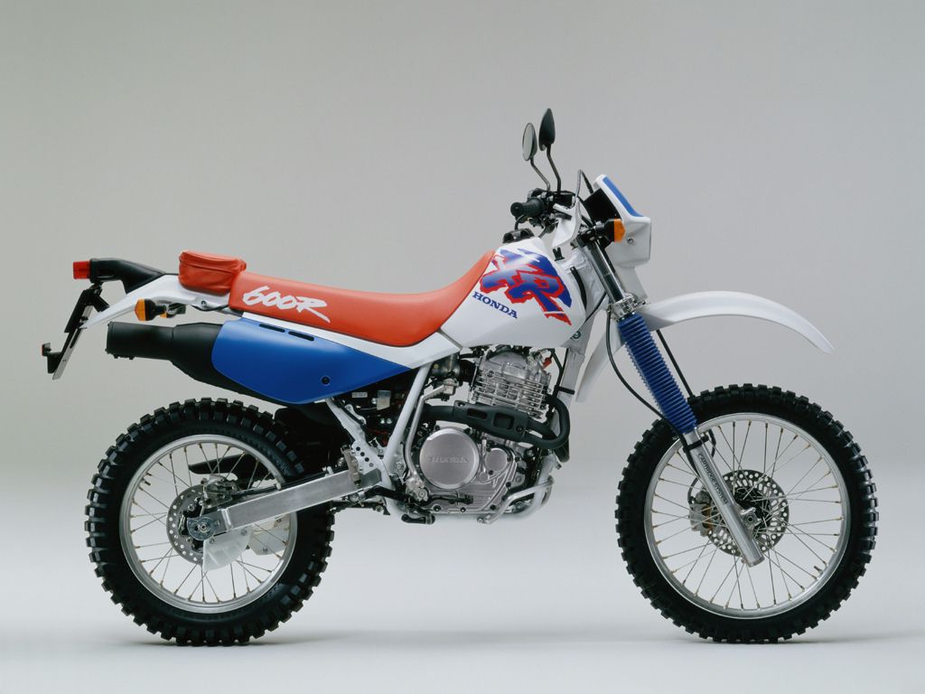 The Honda 600 at MotorBikeSpecs.net, the Motorcycle Specification Database
