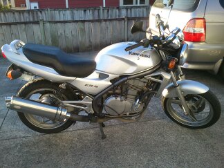 The Kawasaki 500 at MotorBikeSpecs.net, the Motorcycle Specification ...