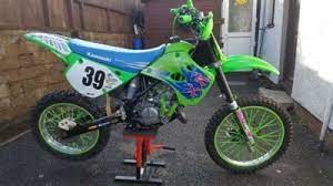 The Kawasaki 100 at MotorBikeSpecs.net, the Motorcycle Specification ...