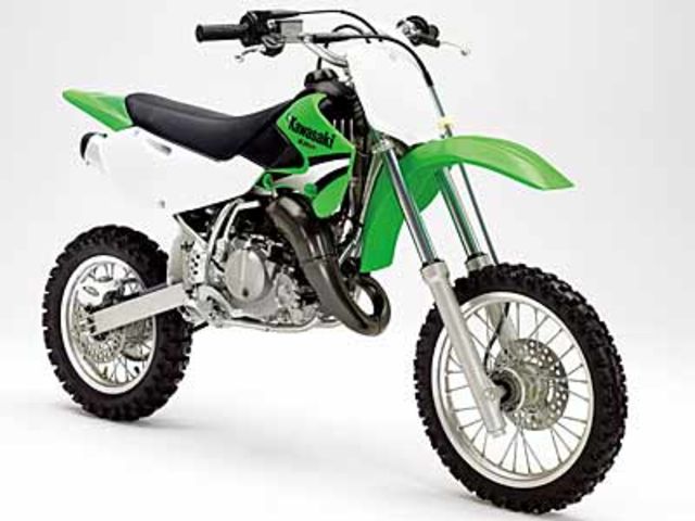 The Kawasaki 65 at MotorBikeSpecs.net, the Motorcycle Specification ...