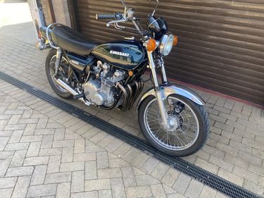 The Kawasaki 650 at MotorBikeSpecs.net, the Motorcycle Specification ...