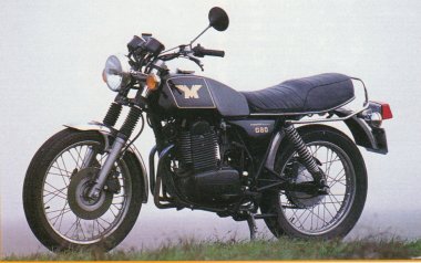 The Matchless 500 at MotorBikeSpecs.net, the Motorcycle Specification ...