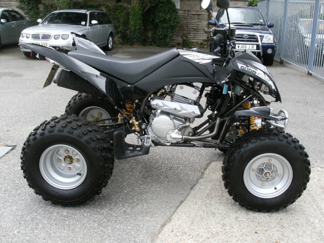 The Quadzilla 300 at MotorBikeSpecs.net, the Motorcycle Specification ...