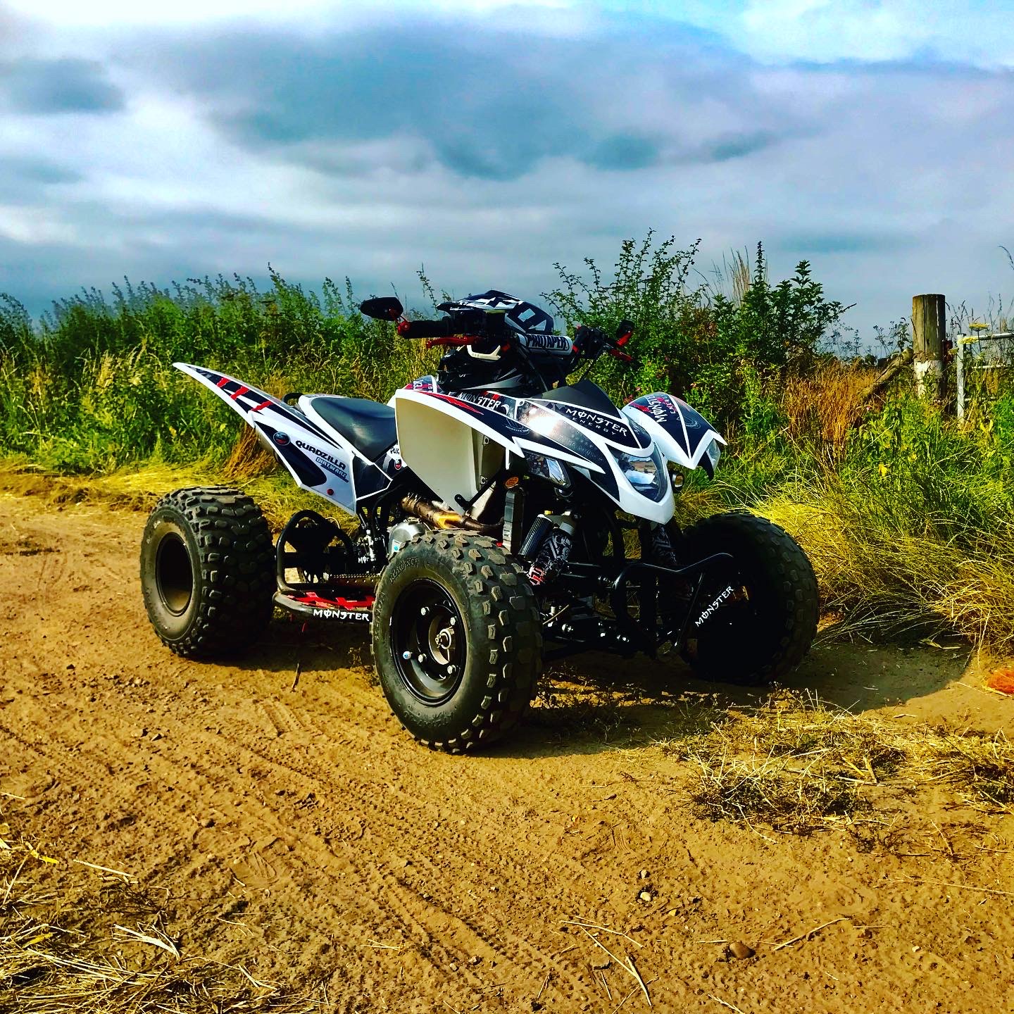 The Quadzilla 500 at MotorBikeSpecs.net, the Motorcycle Specification ...