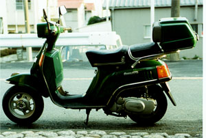 The Suzuki 125 at MotorBikeSpecs.net, the Motorcycle Specification Database