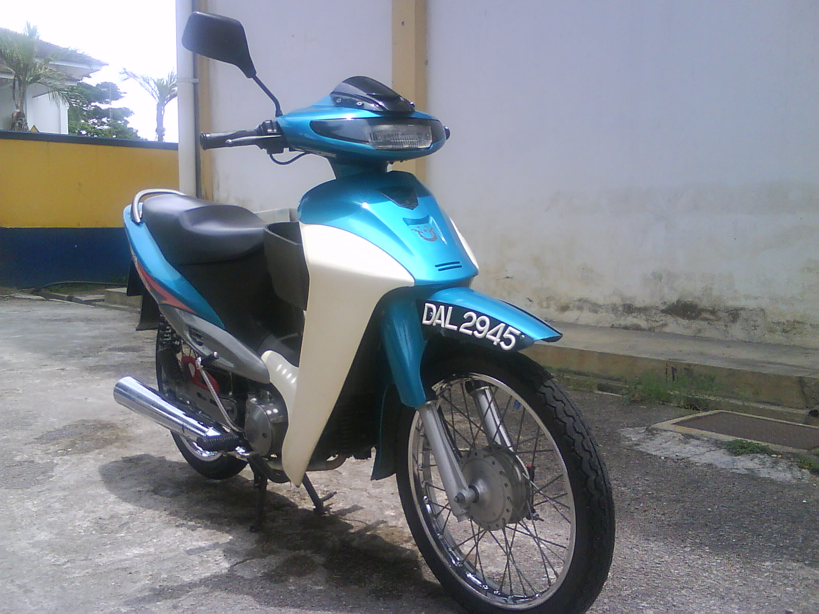 The Suzuki 110 at MotorBikeSpecs.net, the Motorcycle Specification Database