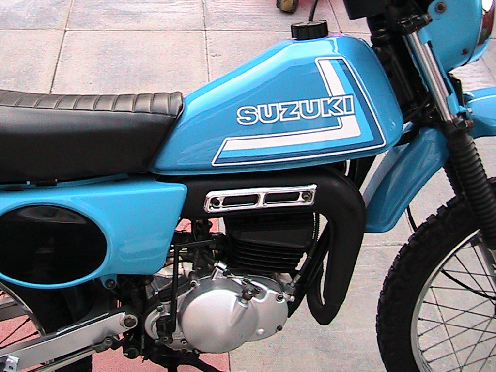 The Suzuki 50 at MotorBikeSpecs.net, the Motorcycle Specification Database