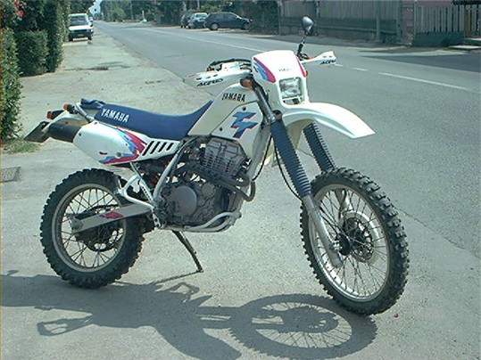 The Yamaha 350 at MotorBikeSpecs.net, the Motorcycle Specification Database