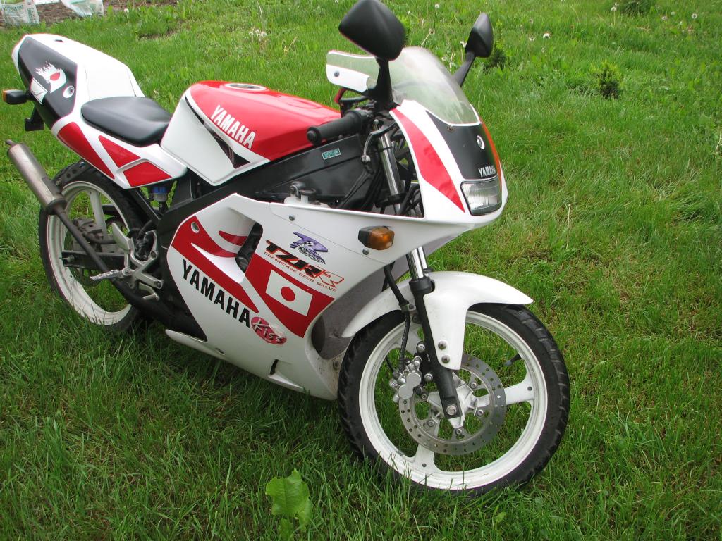 The Yamaha 50 at MotorBikeSpecs.net, the Motorcycle Specification Database