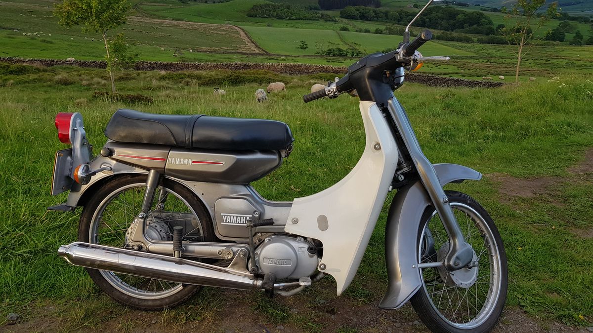 The Yamaha 80 at MotorBikeSpecs.net, the Motorcycle Specification Database