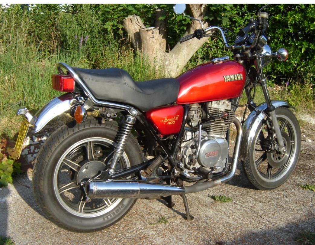 The Yamaha 400 at MotorBikeSpecs.net, the Motorcycle Specification Database
