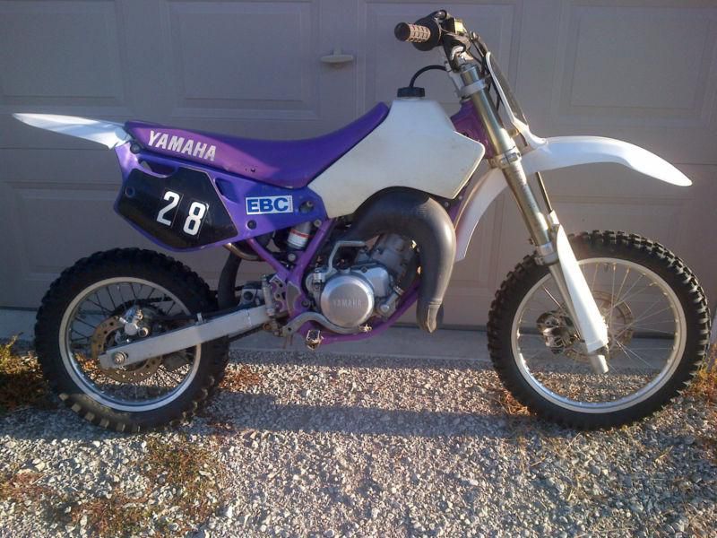 The Yamaha 80 at MotorBikeSpecs.net, the Motorcycle Specification Database